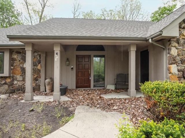 609 Bittersweet Ln, Ossian, IN 46777