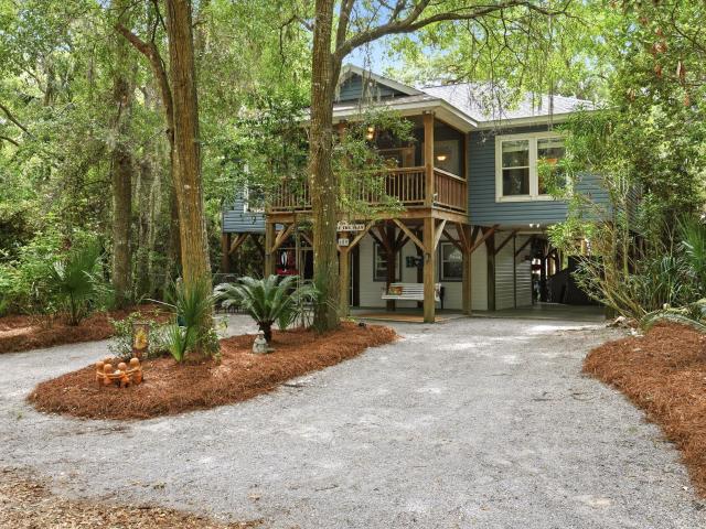 609 Dolphin Road
