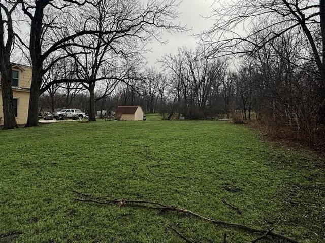 609 E 2nd Ave, Indianola, IA 50125