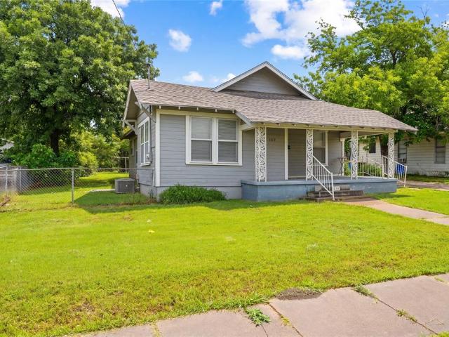 609 E Elm Street