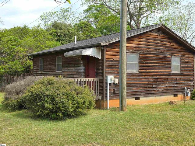 609 E Main St, Easley, SC 29640 | MLS #1588