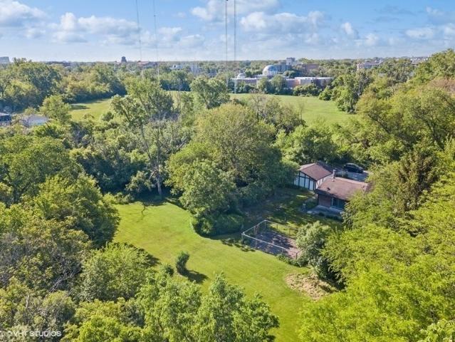 609 Forest Edge Lane