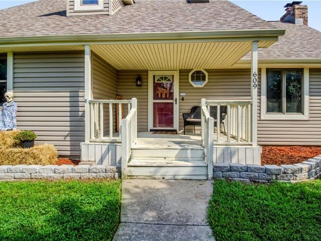 609 Foster Lane