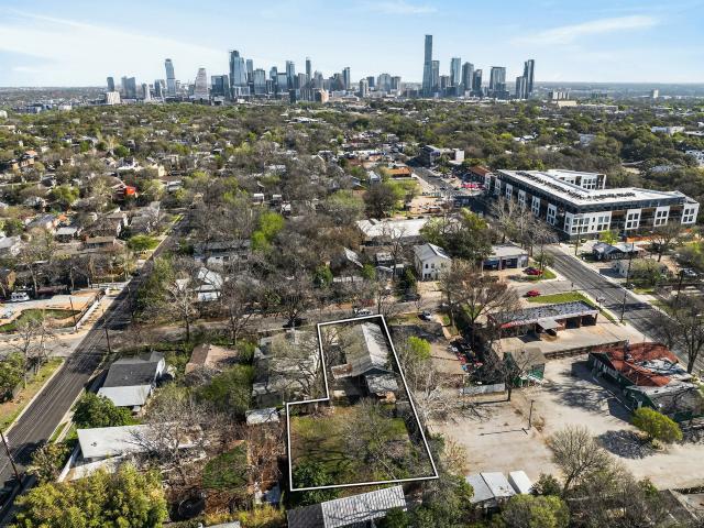 609 Fletcher St, Austin, TX 78704 | MLS #5141 | Compass