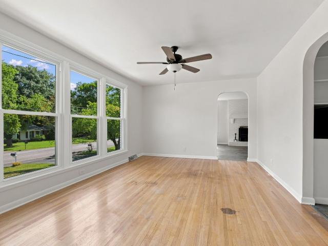 609 Harpeth Pkwy E