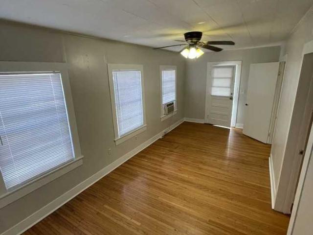 609 Jefferson 1 Bedroom Apartment for Rent at 609 Jefferson Blvd, Lafayette, LA 70501