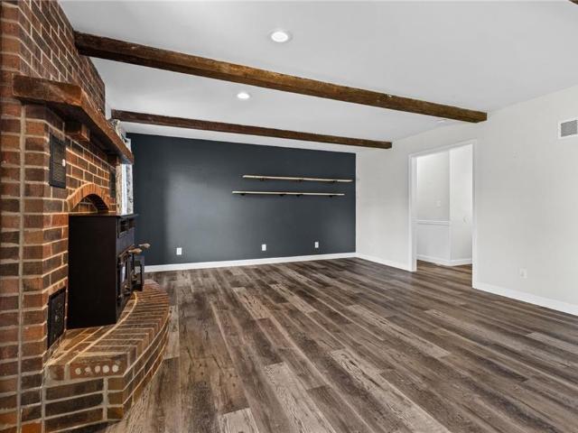 609 Loran Lane