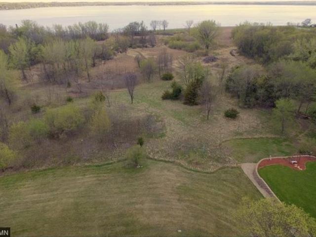 609 Lake Blvd, Buffalo, MN 55313