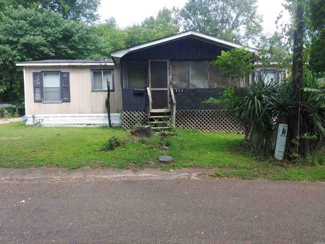 609 Lear Ave, Camden, AR 71701