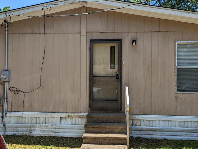 609 Lear Avenue