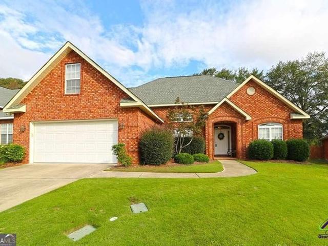 609 Links View Dr, Bonaire, GA 31005