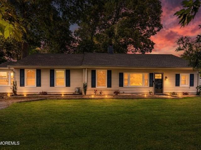 609 Main St, Bayville, NJ 08721