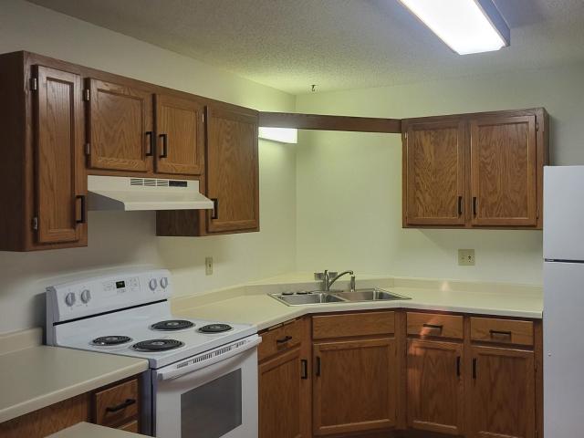 609 Main Street S # 7
