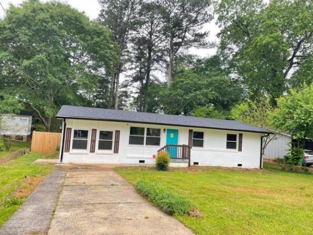 609 Melrose Dr, Forest Park, GA 30297