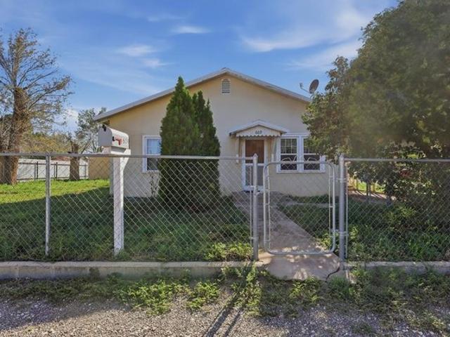 609 N 2nd St, Alpine, TX 79830