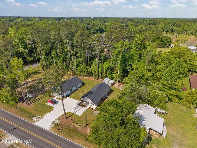 609 N Timberly Ln, Burgaw, NC 28425