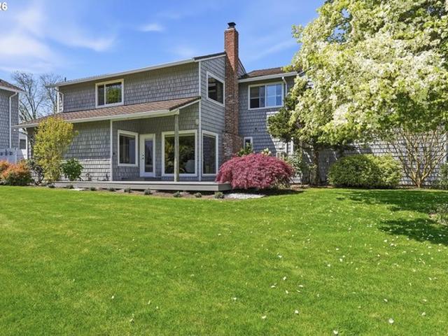 609 N Tomahawk Island Dr, Portland, OR 97217