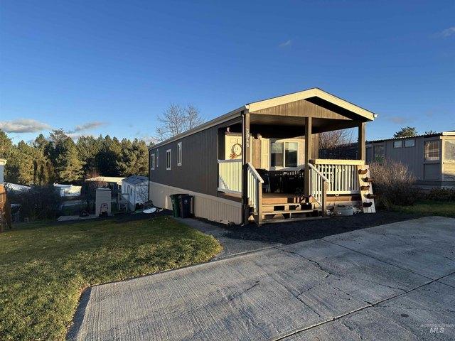 609 N Almon St Spc 3048, Moscow, ID 83843