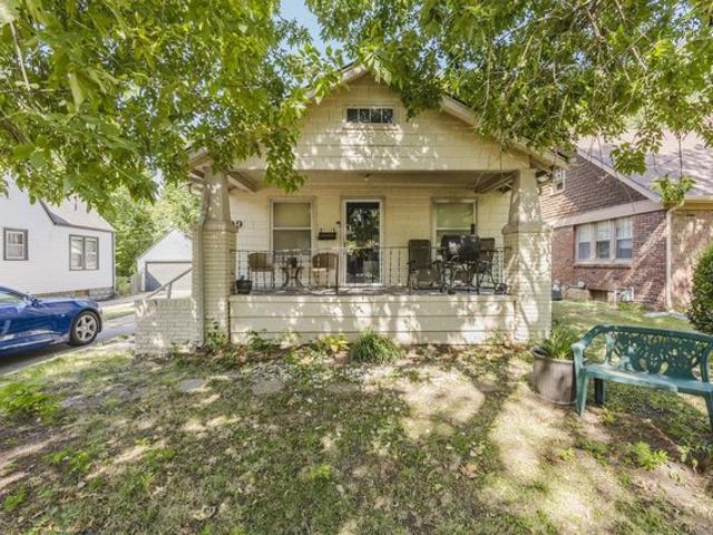 609 N Belmont Ave, Wichita, KS 67208