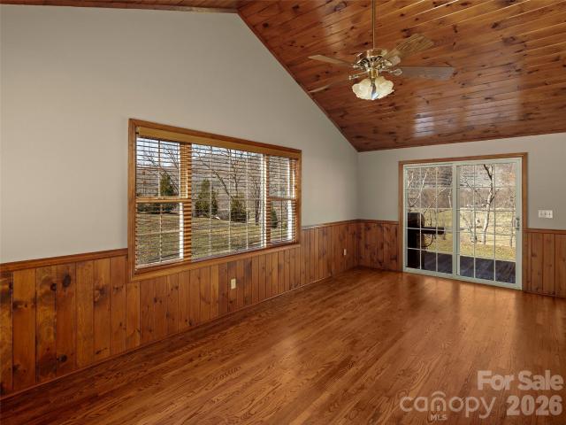 609 N Fork Rd, Black Mountain, NC 28711 | MLS #4372
