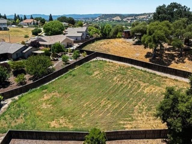 609 Navajo Ave, Paso Robles, CA 93446