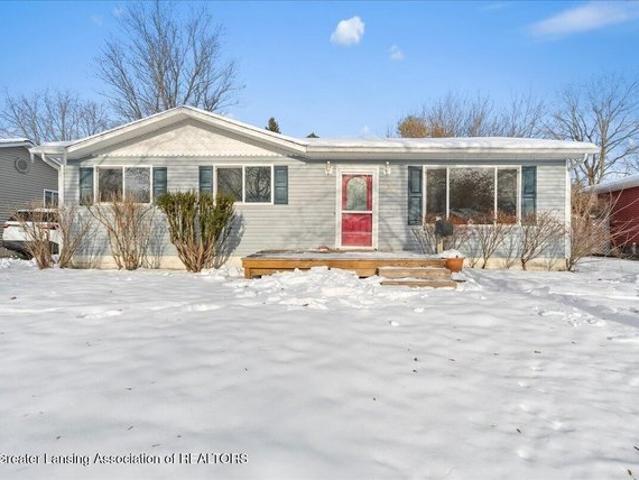609 S Kingswood St, Durand, MI 48429