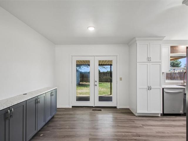 609 SW 26th Place