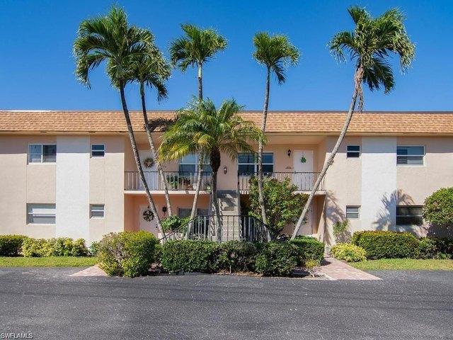 609 Palm View Dr Unit 10, Naples, FL 34110