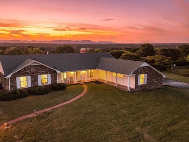 609 Pelham Rd, Greenville, SC 29615