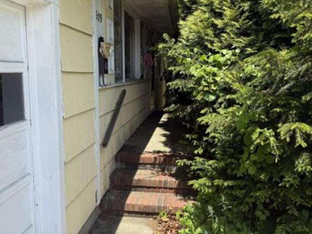 609 Pitney Rd, Absecon, NJ 08201