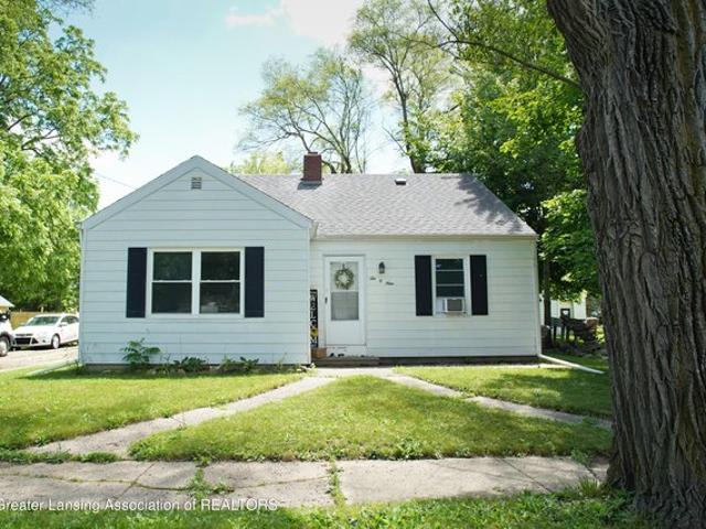 609 W Walker St, Saint Johns, MI 48879