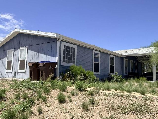 609 w andrea circle