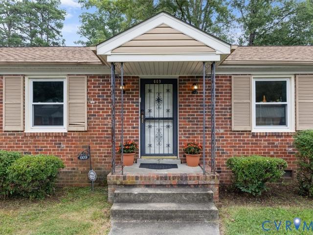 609 W Crieff Road