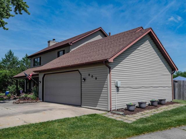 609 Woodland Springs Place