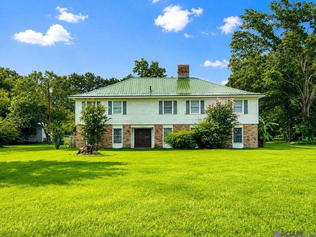 609 Tate Cove Rd, Ville Platte, LA 70586