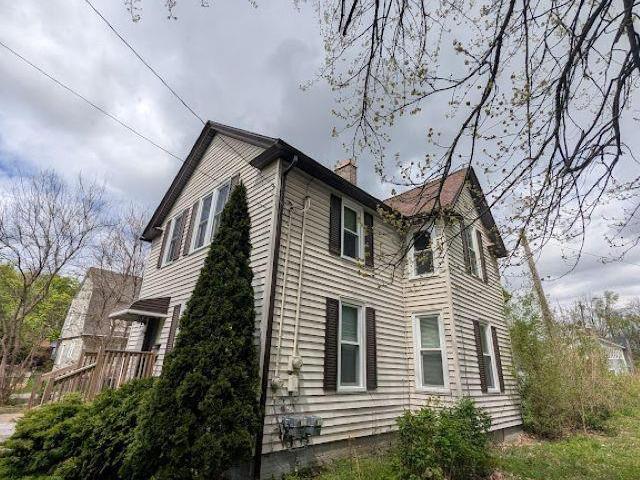 609 Thomson Street