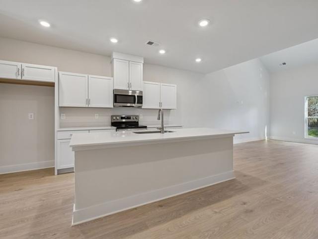 609 Tulip Springs Ct, Hermitage, TN 37076