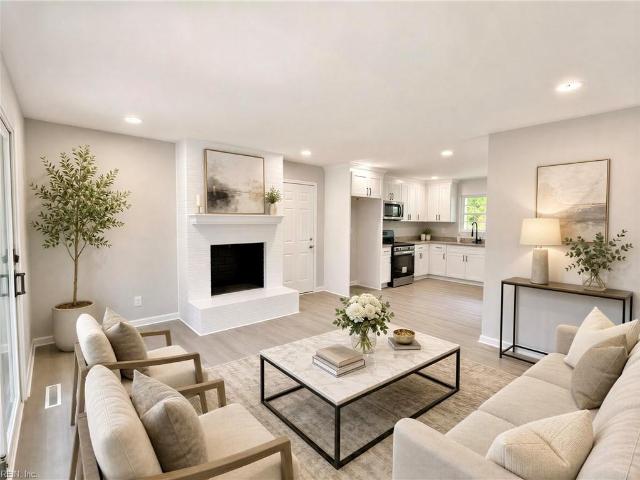 609 Virginius DR