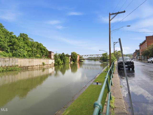 60 62 Main Street