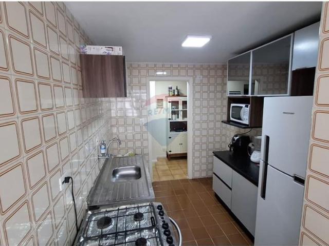 60.00 M² Apartamento Alugar, 2 Dormitórios localizado em Dona Vitória, 284 Ao lado da escola Maple Bear Jardim Enseada, Guarujá, São Paulo, 11440170 | Brasil