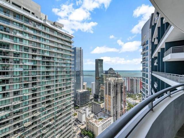 60 13th St SW #4416, Miami, FL 33130