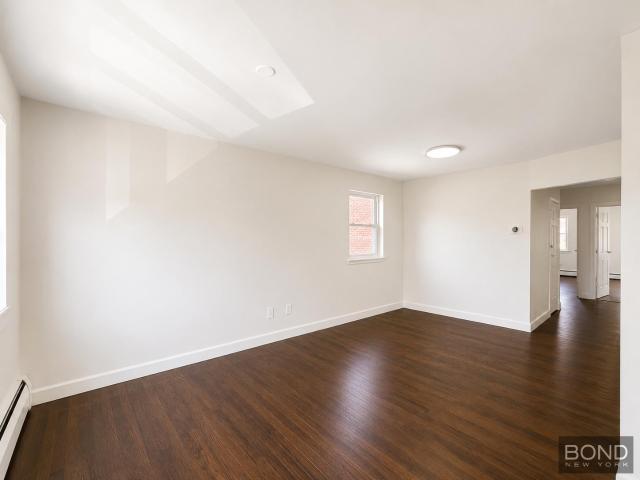 60 11 74th Street, Queens, NY