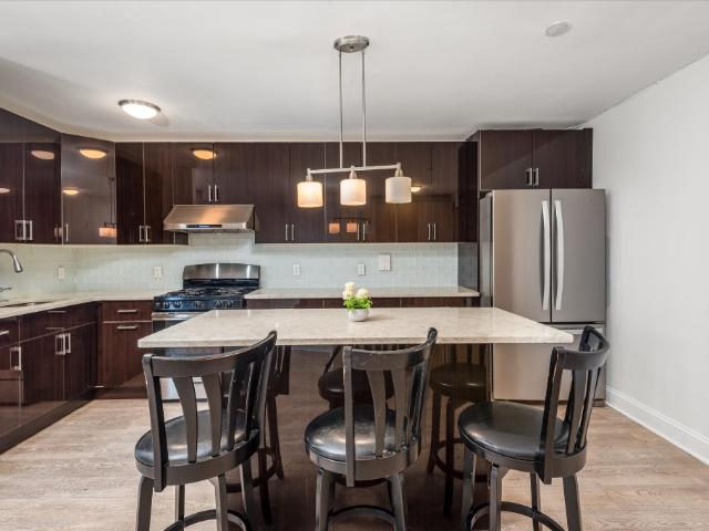 60 11 Broadway, Unit 5E