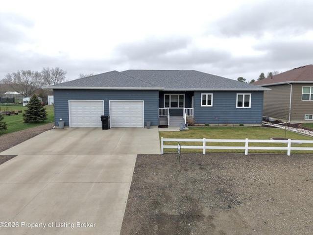60 29th Ave SW, Dickinson, ND 58601