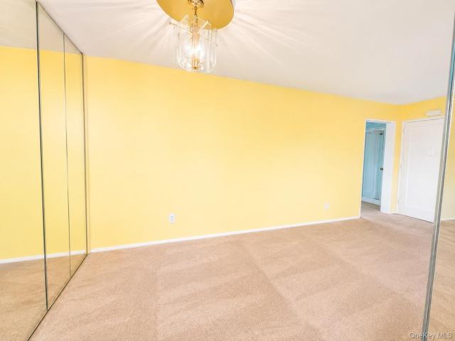 60 34 Little Neck Parkway 2