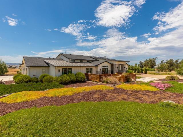 60 Tortola Way