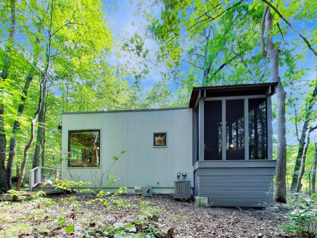 60 Tryon Farm Lane