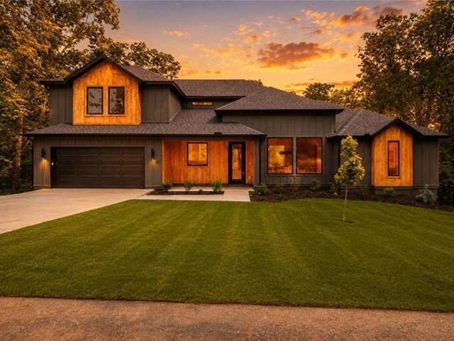 60 Tummell Dr, Bella Vista, AR 72715