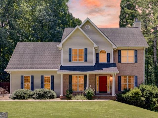 60 Tyler Woods Dr, Sharpsburg, GA 30277