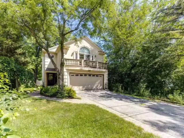 60 W Old Elm Road, Lake Forest, IL 60045